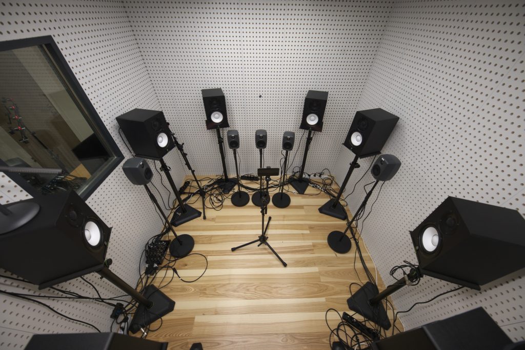 Introducing the DXOMARK Audio test protocol - DXOMARK