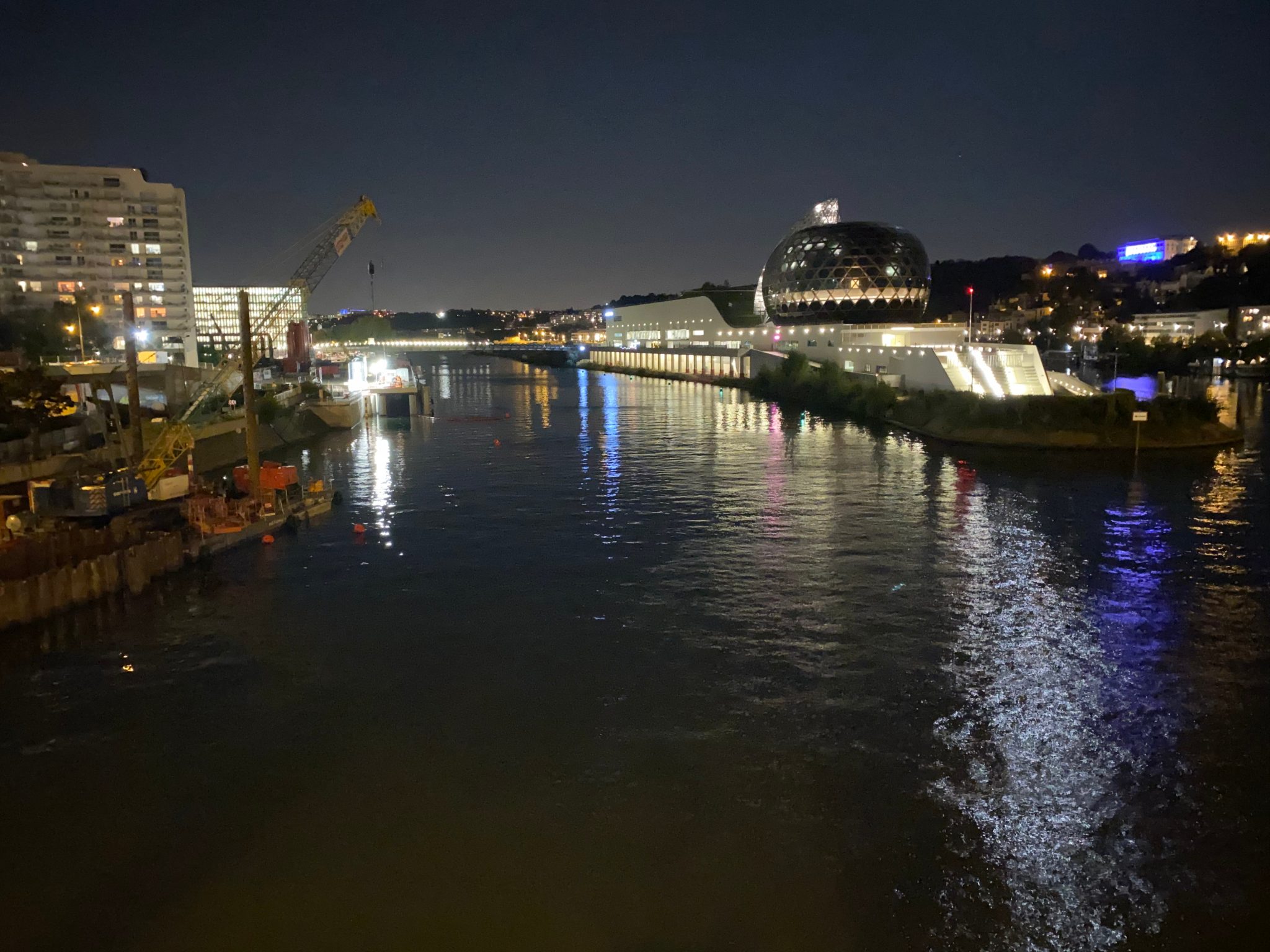 Apple iPhone 11 Pro Max Camera Test - DXOMARK