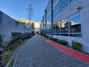 Samsung Galaxy A71 5G (Snapdragon) Camera review: Good ultra-wide ...